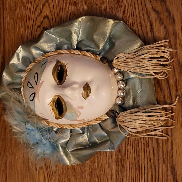Unbranded | Wall Decor | Vintage Ceramic Mardi Gras Decorative Mask ...